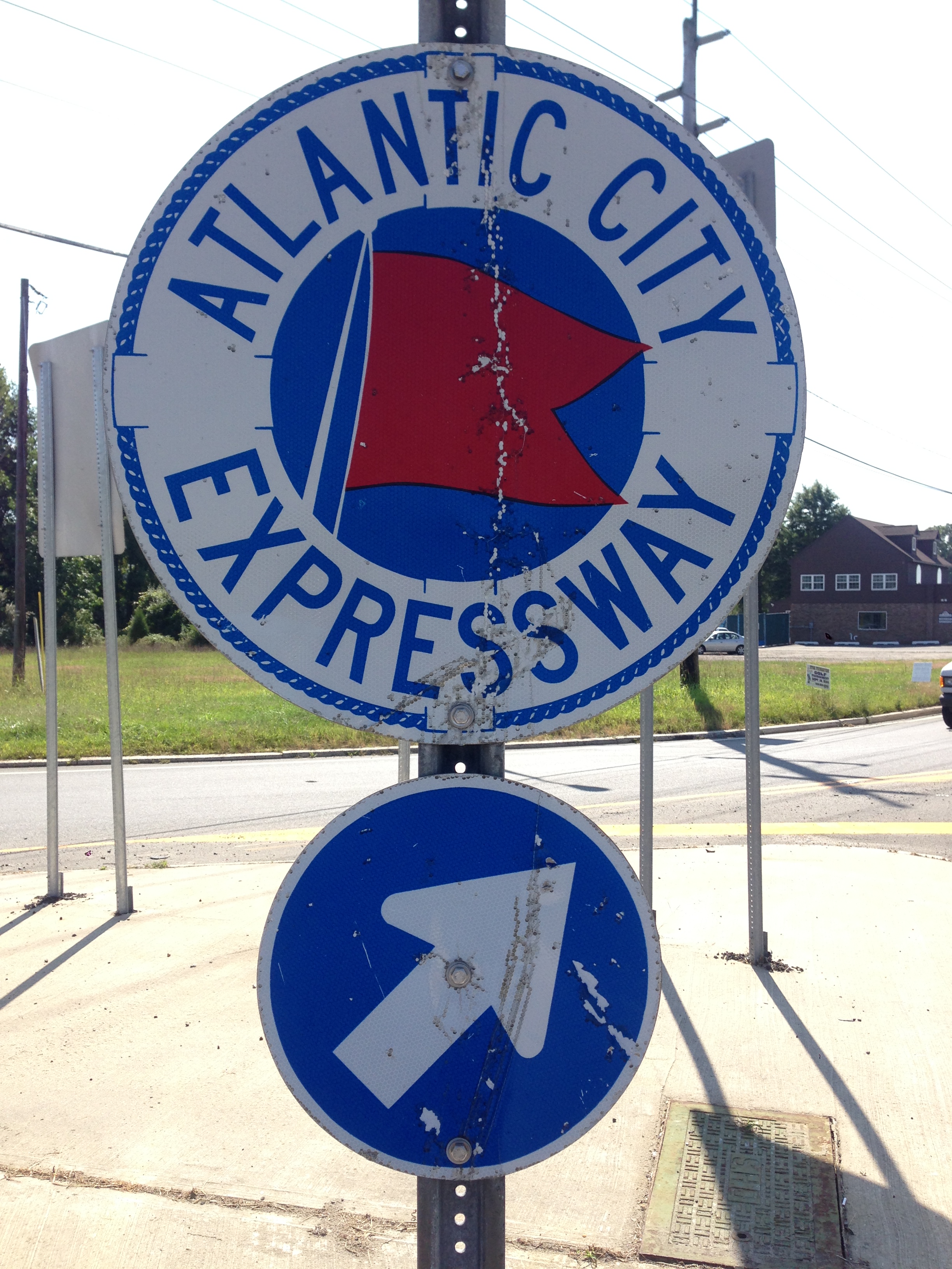 Atlantic City Expressway sign – Famartin via Wikimedia Commons – The Index